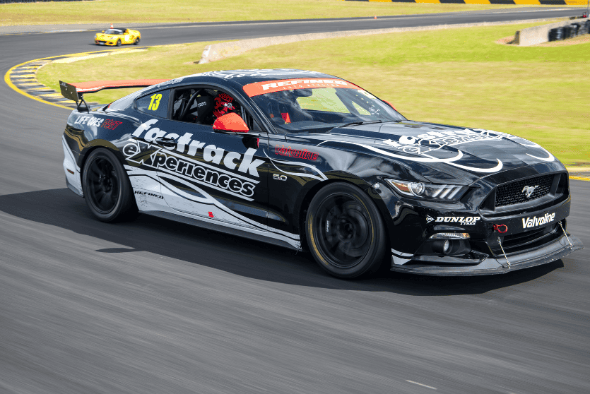 V8 Drive Experience | V8 Hot Laps Experiences | Fastrack
